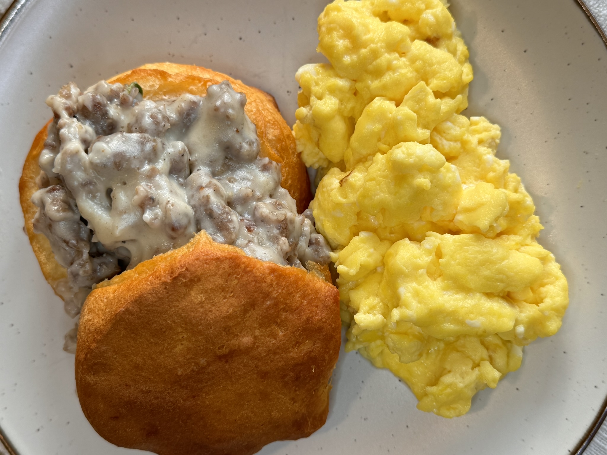Easy Sausage Gravy and Biscuits - Rave About Food